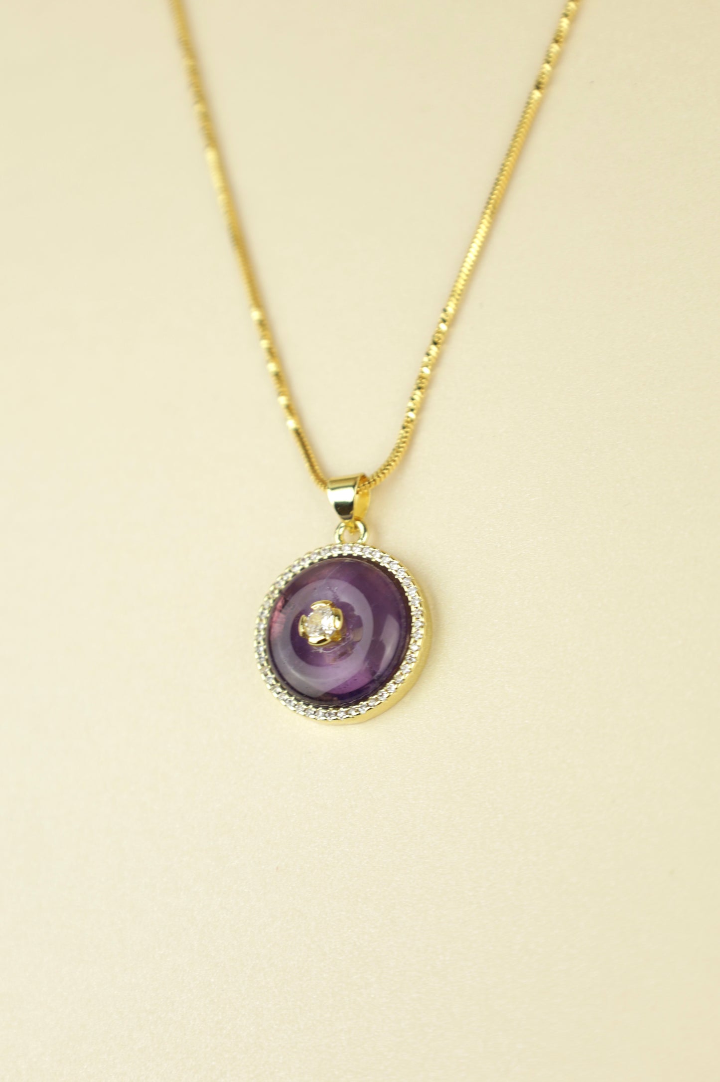 Infinity Amethyst necklace in gold – Ash&Cort