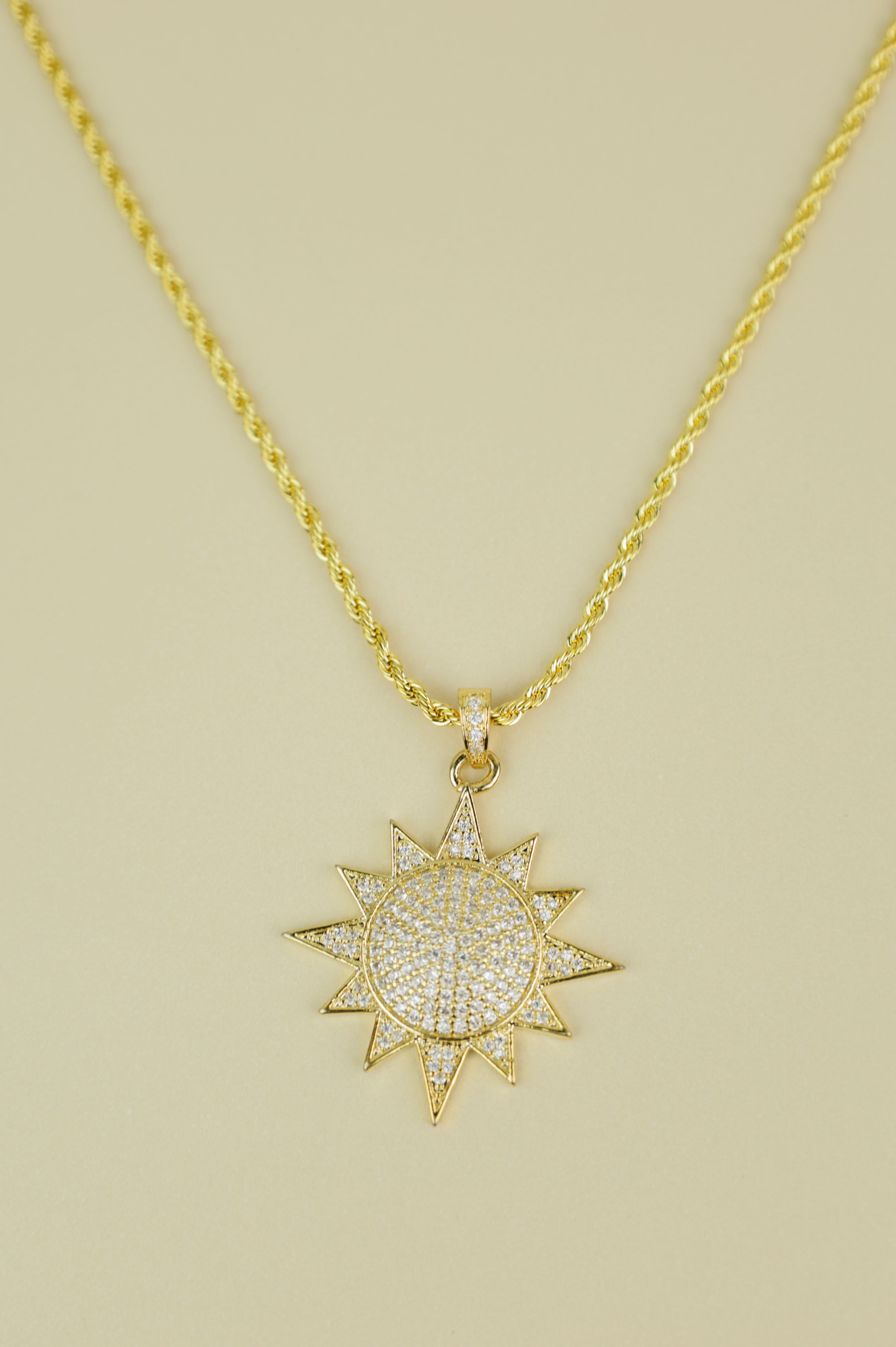 SOL Necklace in gold – Ash&Cort