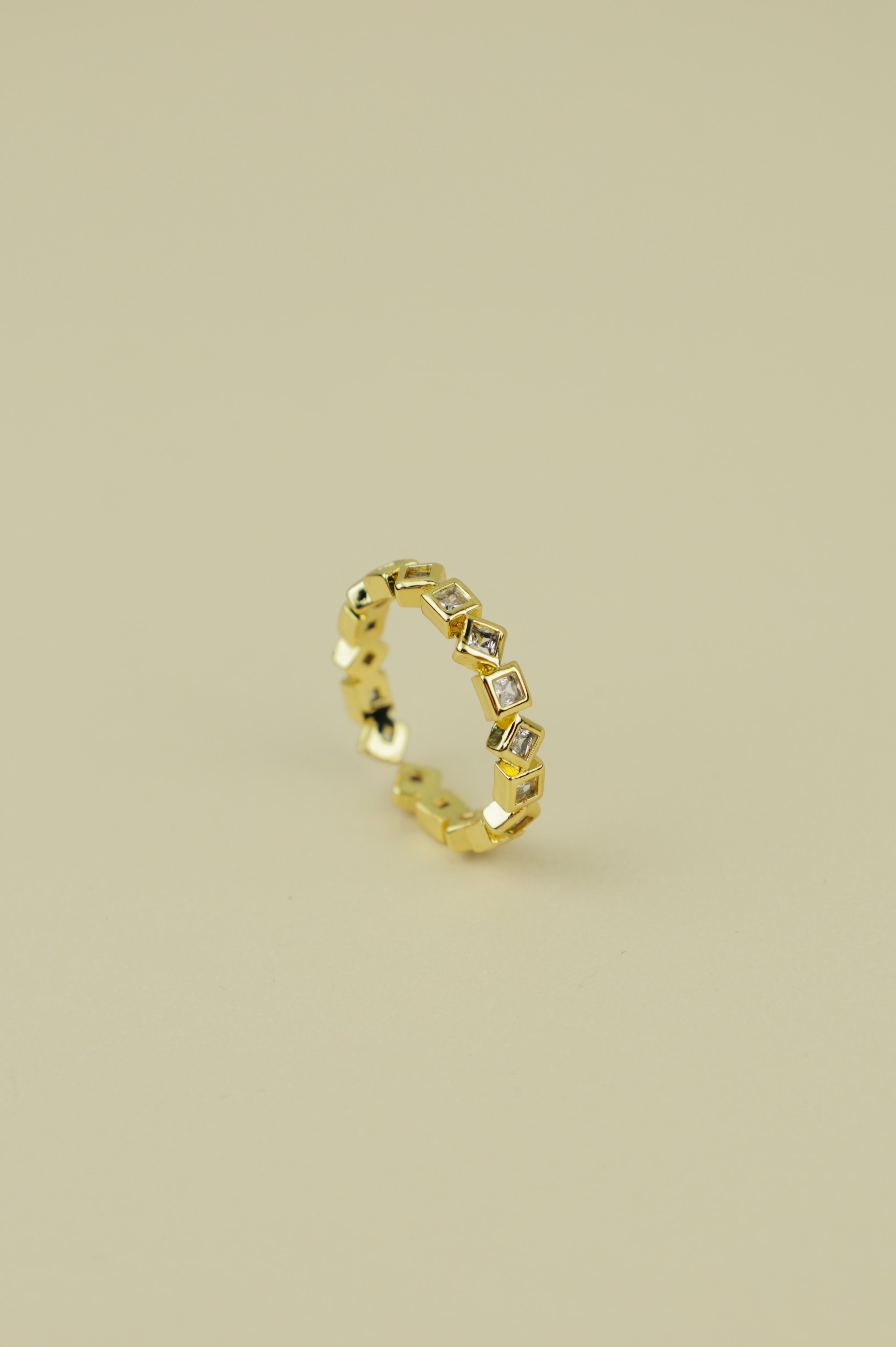 Balance ring in Gold – Ash&Cort
